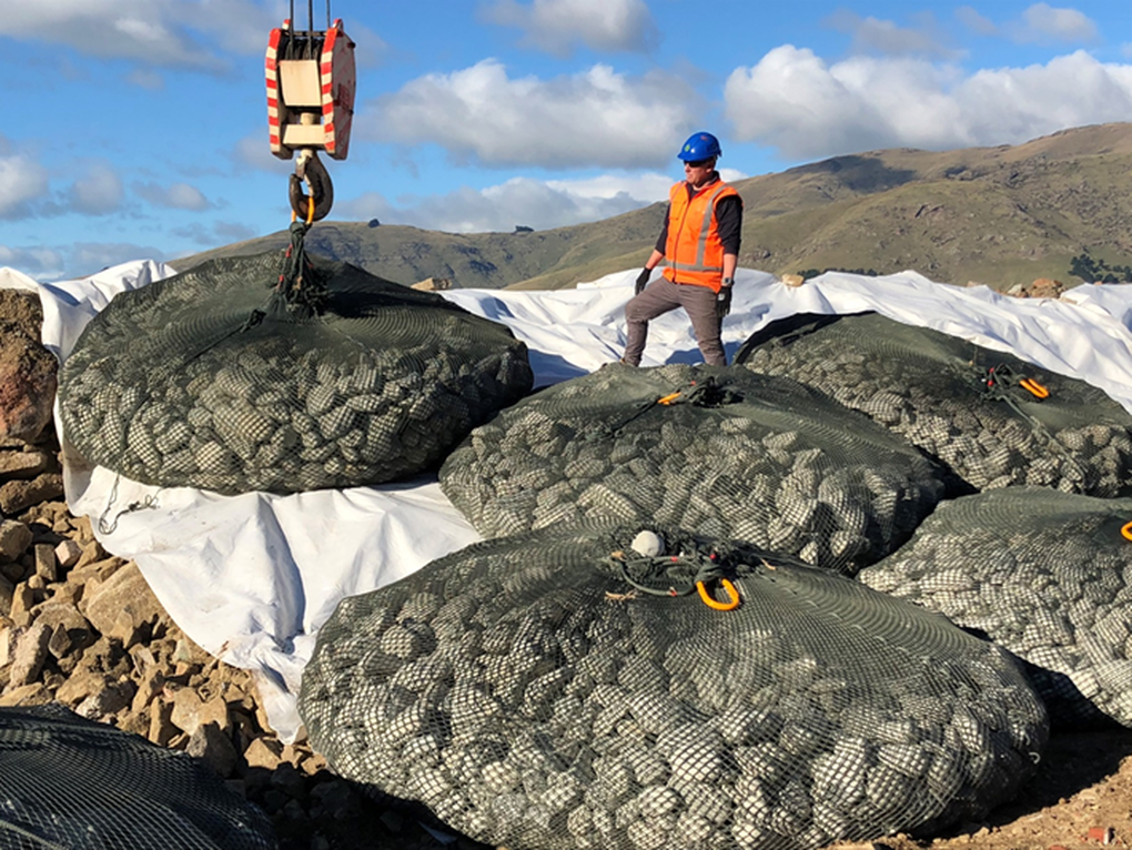 Cruise berth features rock bag engineering - Lyttelton Port Company